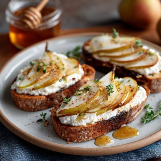 Creamy Pear And Honey Ricotta Toast - Easy and Healthy Recipes